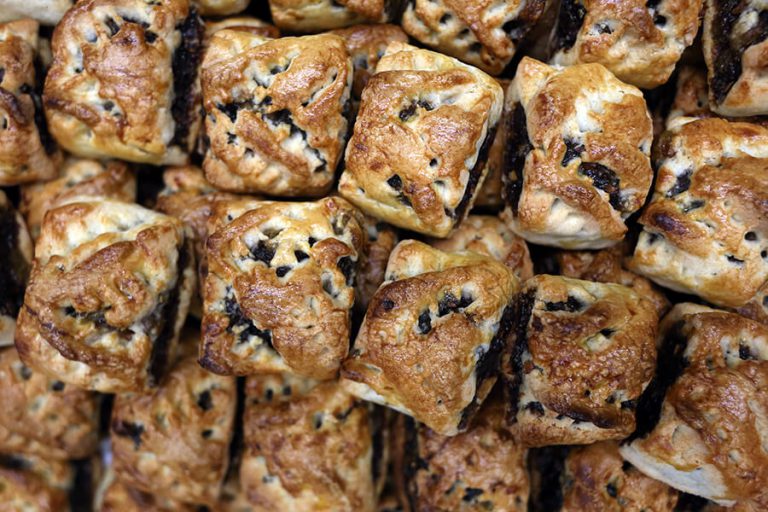 The 9 Best Old-School Italian Bakeries in Brooklyn - BKMAG