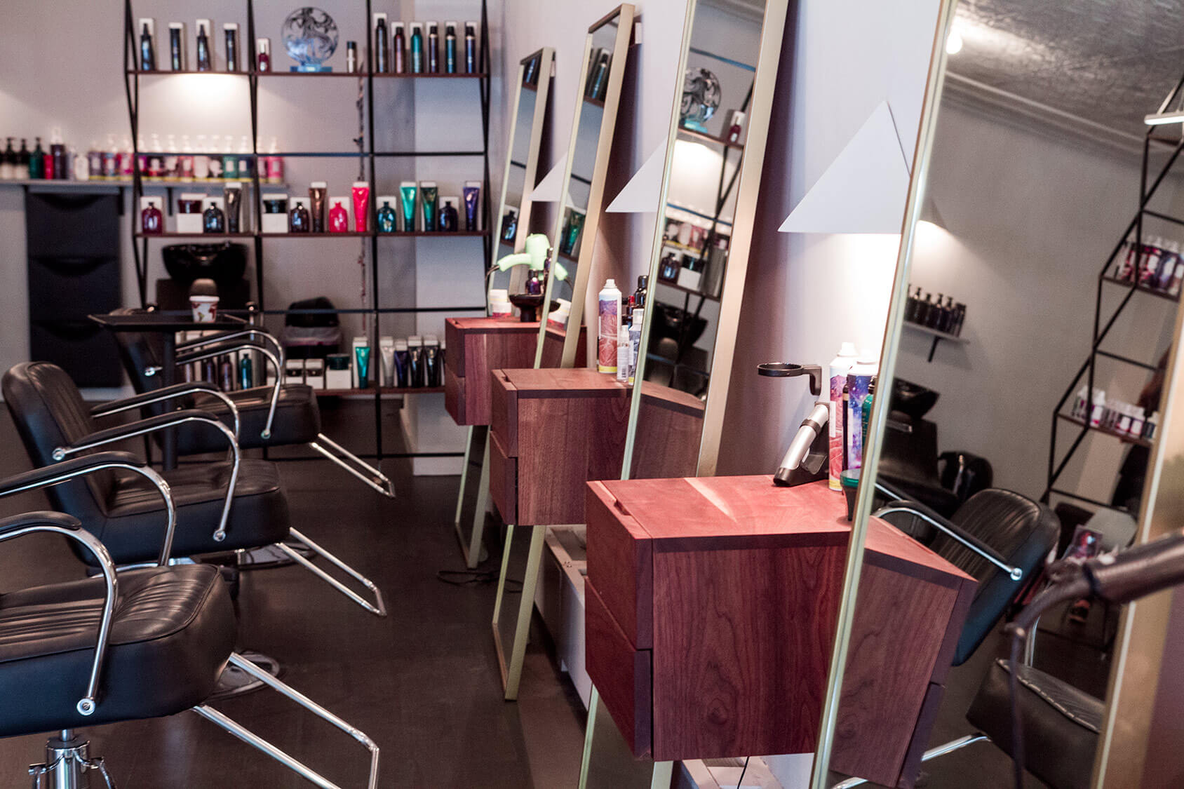 Greenpoint’s New Salon-Next-Door Bull In The Heather Is Devoted To ...