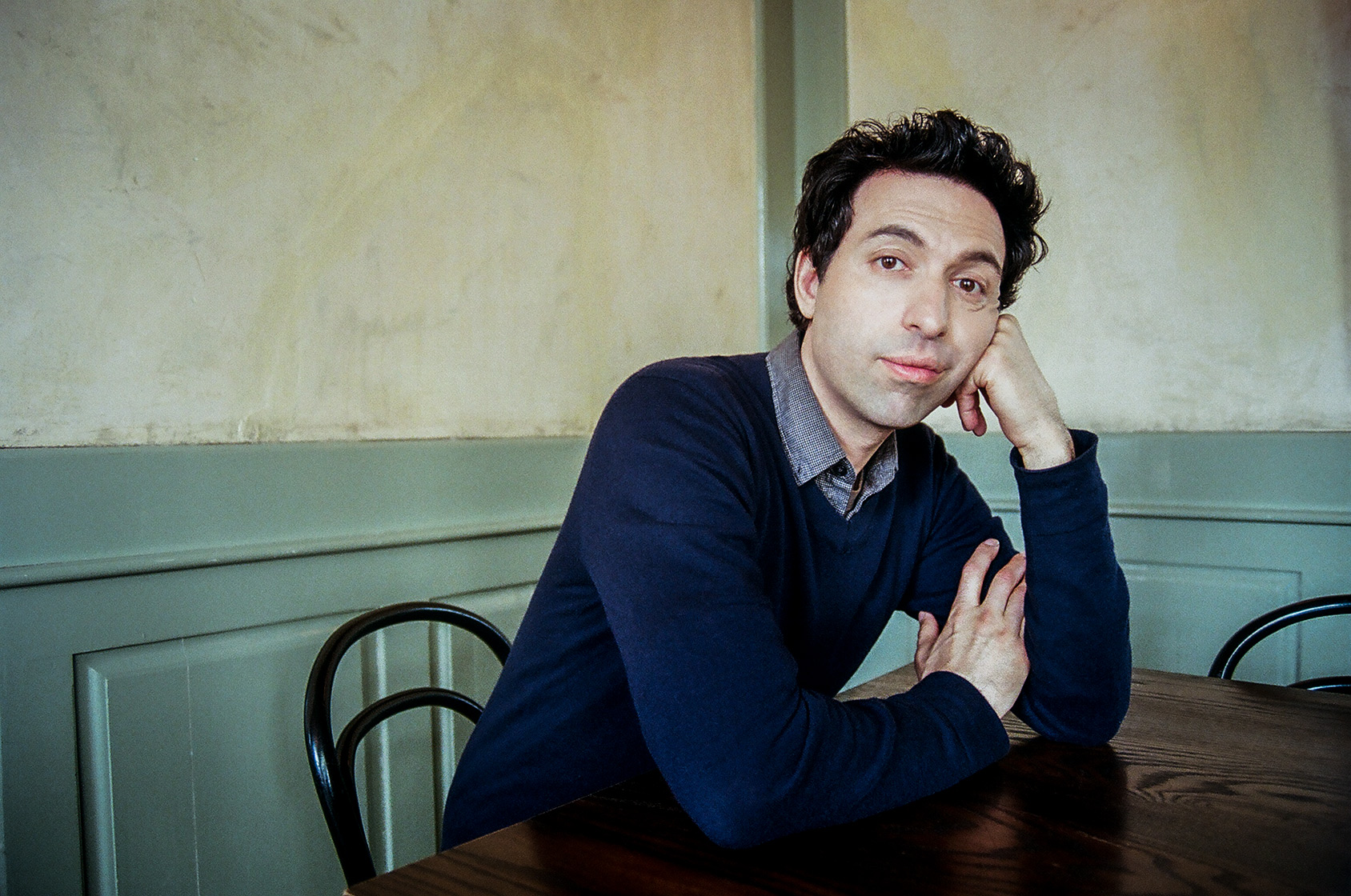 A Ray Of Reason Shines in Girls - BKMAG