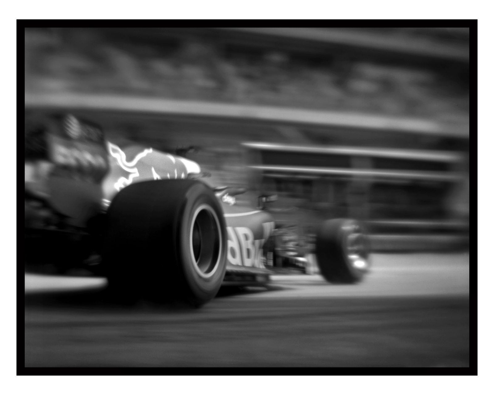 Rewriting the formula on Formula One race photography - BKMAG