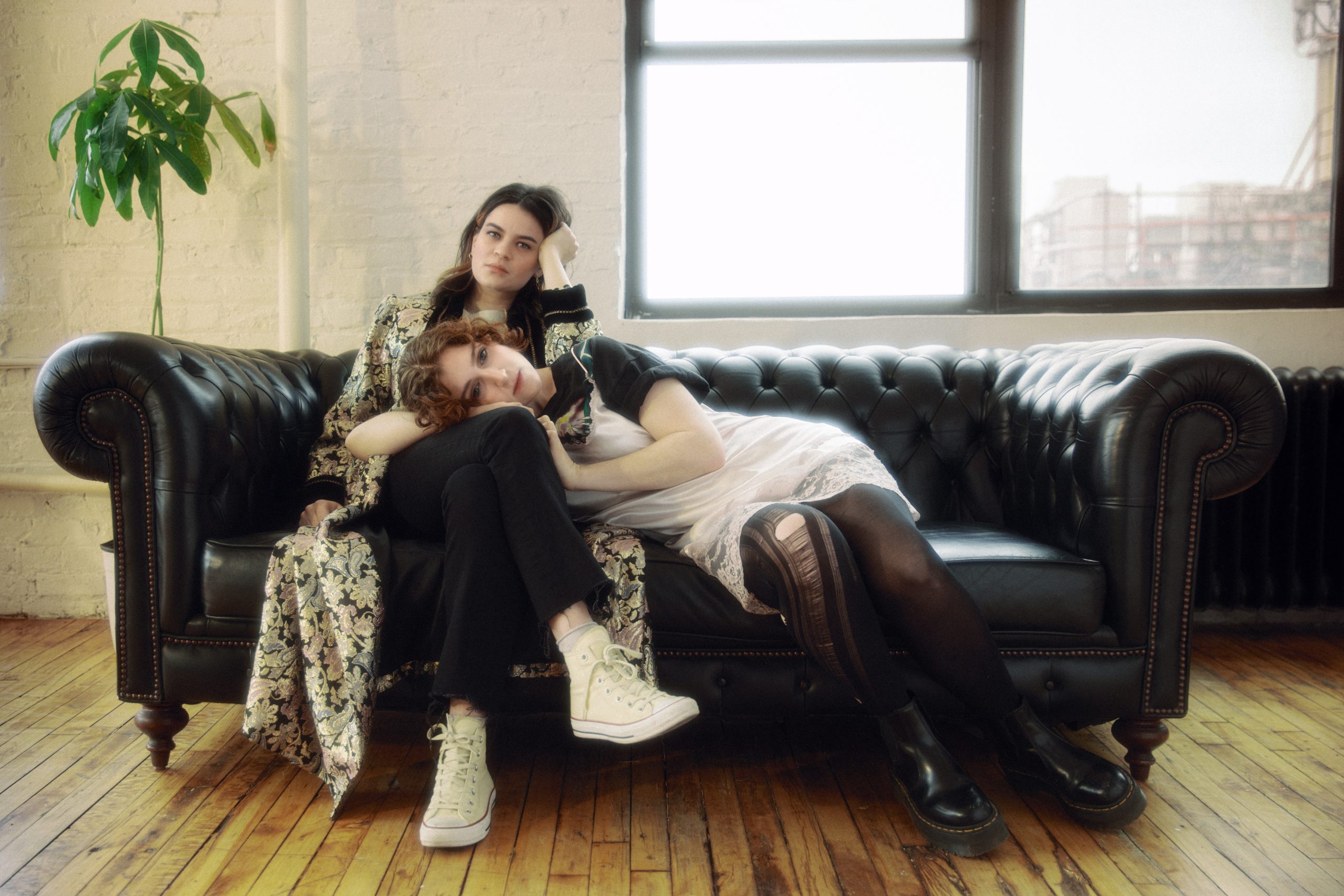 Indie-pop duo Overcoats releases 'Used to be Scared of the Dark' - BKMAG