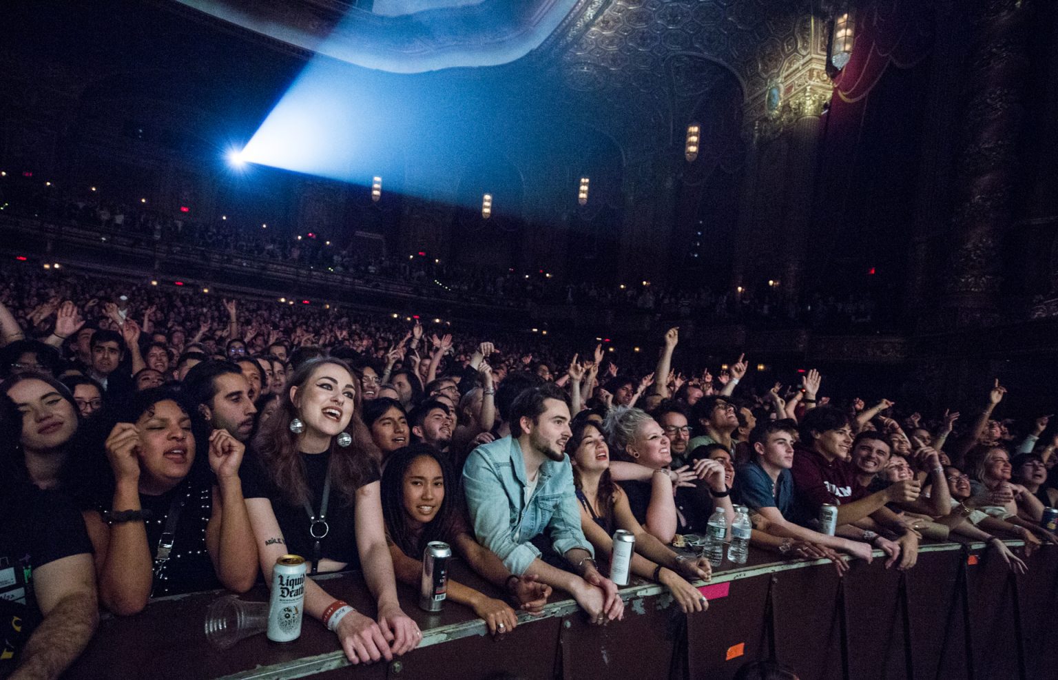 Arctic Monkeys introduce new grooves to sold-out Kings Theatre crowd ...