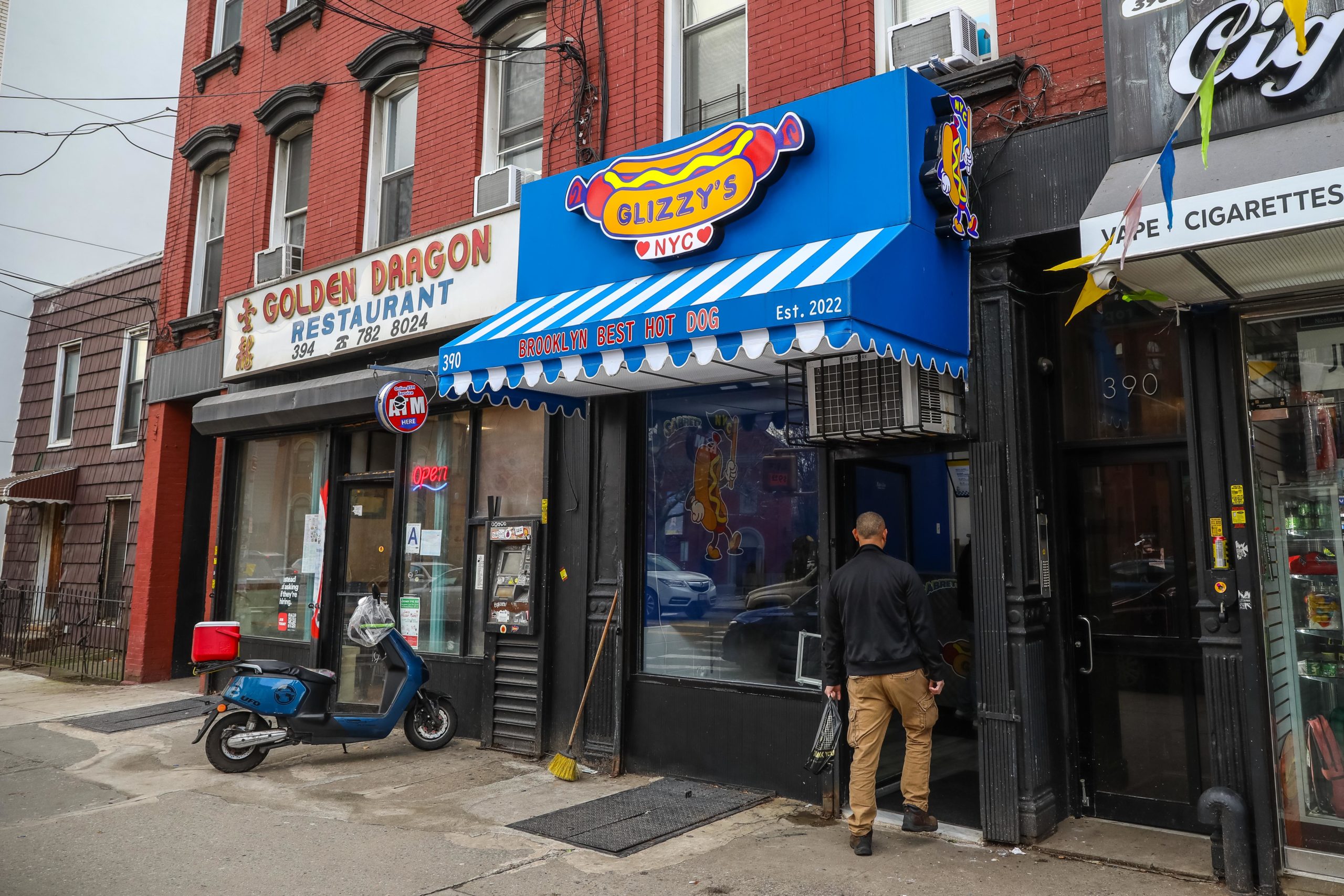 Glizzy s A Late Night Hot Dog Spot Opens In Williamsburg Brooklyn