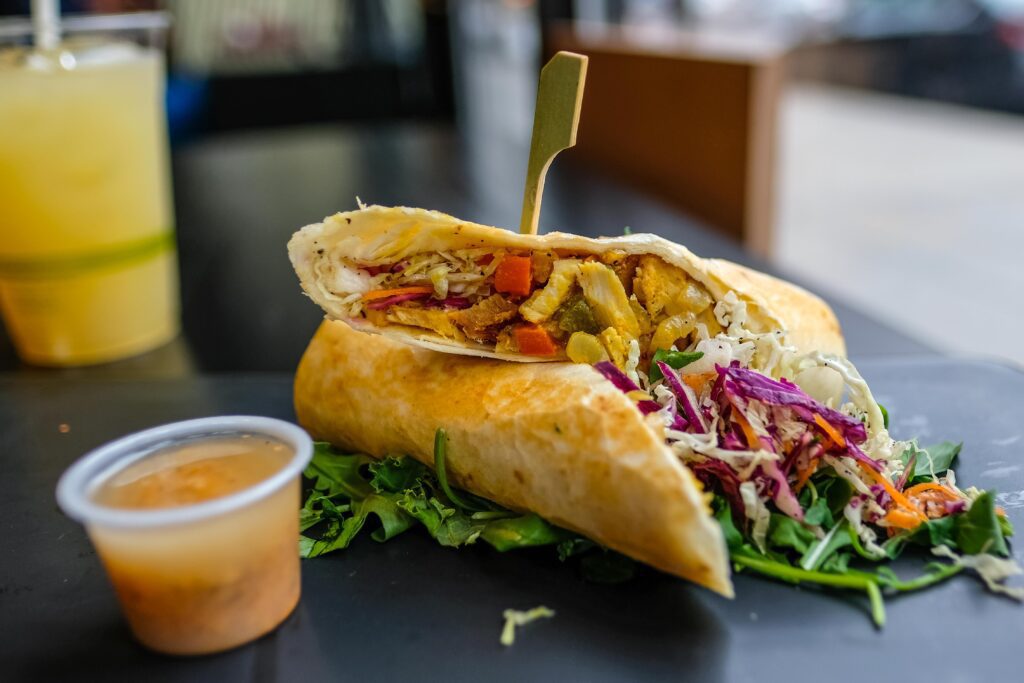 Digging into the African flavors at Ginjan Cafe in Bed-Stuy - BKMAG