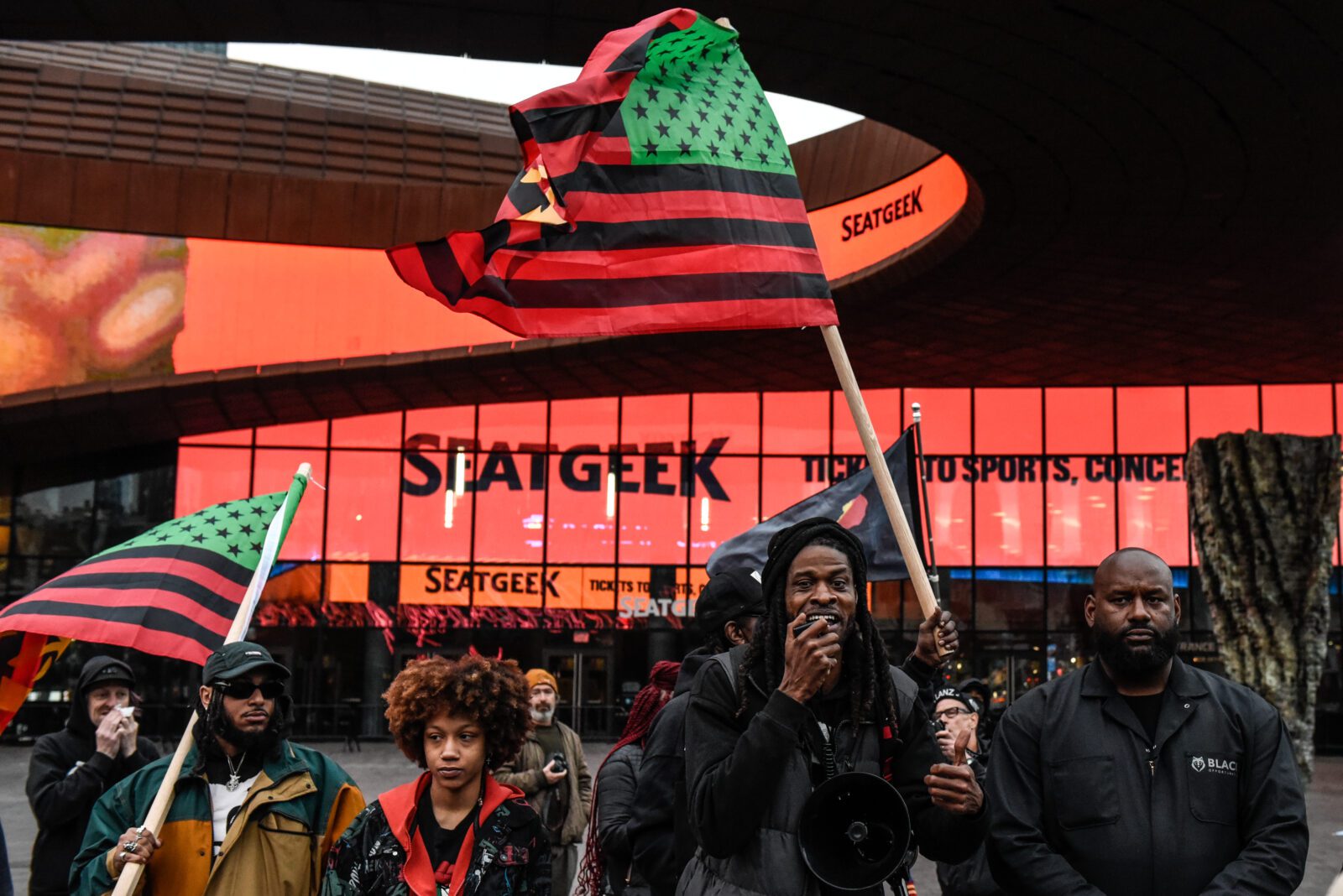 Photos: Protestors march from Brooklyn to Manhattan over the murder of ...