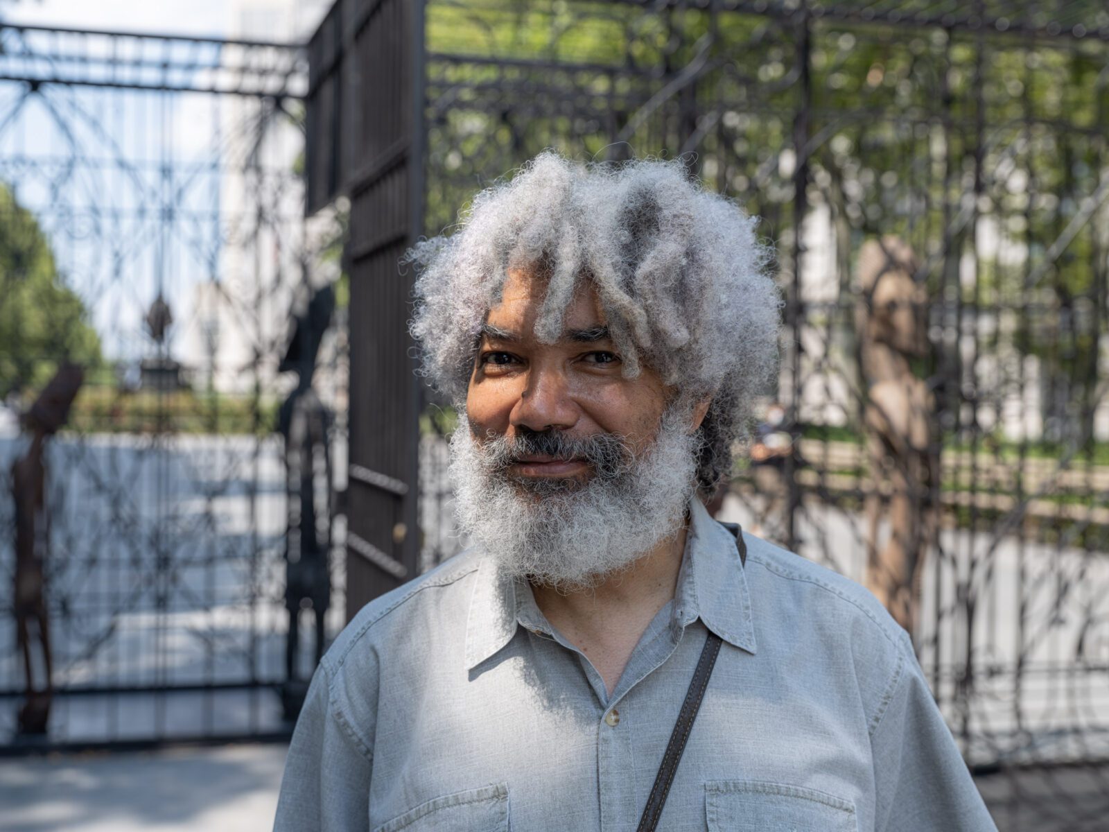 See Fred Wilson’s ‘Mind Forged Manacles’ before it comes down - BKMAG