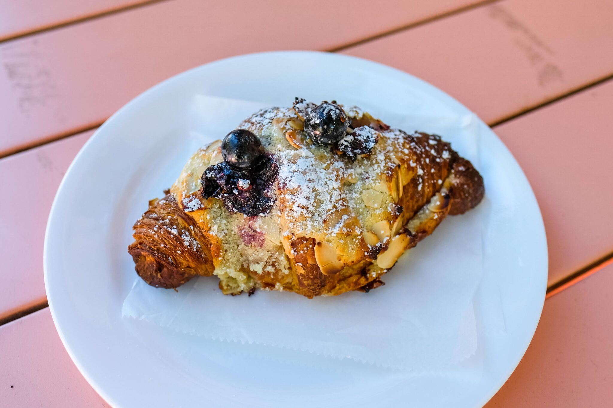 Je T’aime Patisserie puts a ‘Black girl spin’ on French pastries in Bed ...