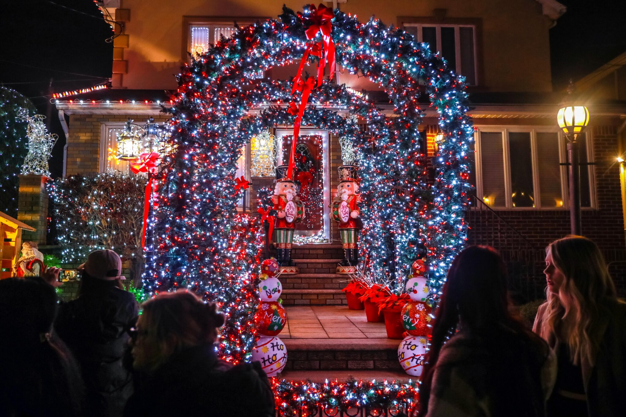 Scenes from the 2023 Dyker Heights Christmas Lights - BKMAG