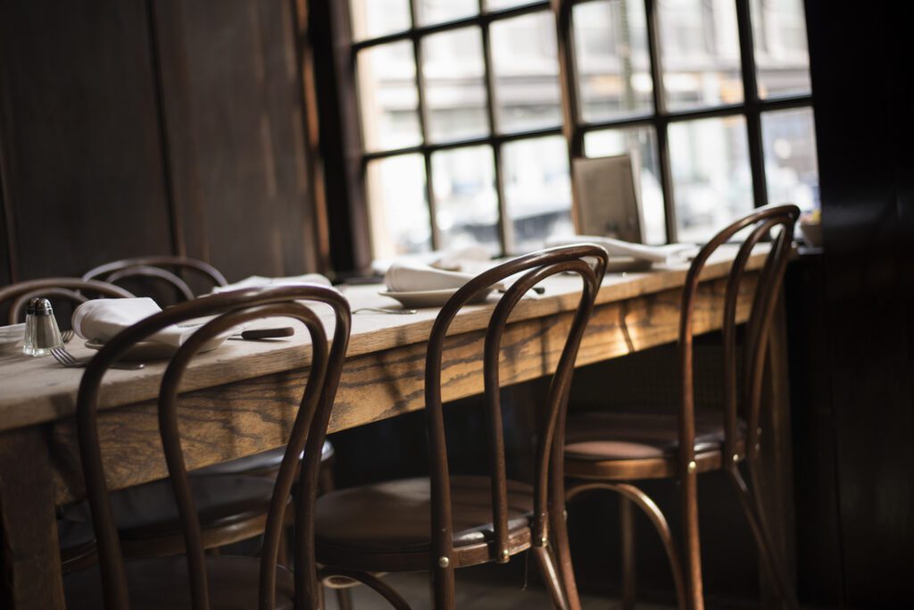 Lundy’s, a Brooklyn Seafood Legend, Is Reopening - BKMAG